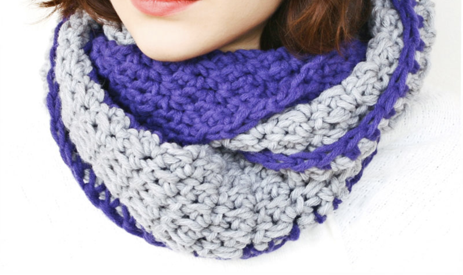 Cool and Easy Infinity Cowl Pattern
